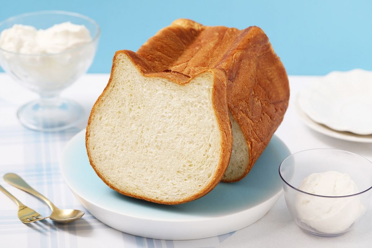 あの人気食パンから、初夏にぴったりな新商品「ねこねこ食パン フローズンヨーグルト」が登場！【編集部の「これ、気になる！」 Vol.45】 | TRILL【トリル】