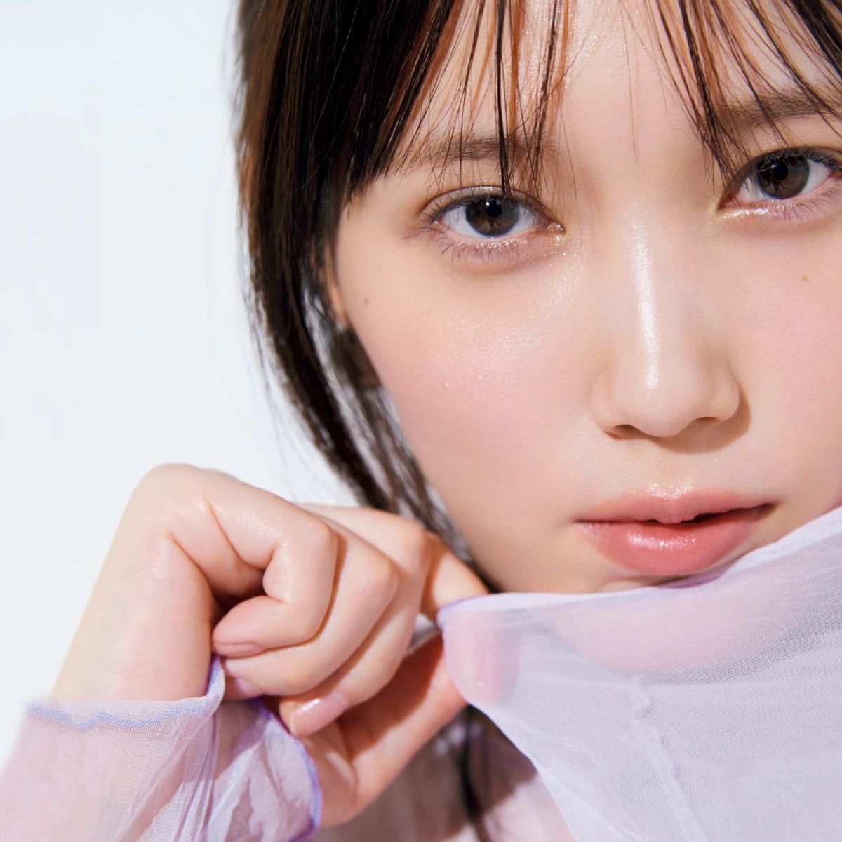 本田 翼さんが今、したいメイク。春夏新作から選んだ気になるコスメを公開 | TRILL【トリル】