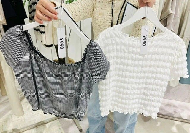 全部990円って嘘でしょ？！GUのトップスは絶対に買い逃せない！今旬Tアイテム6連発！ | TRILL【トリル】