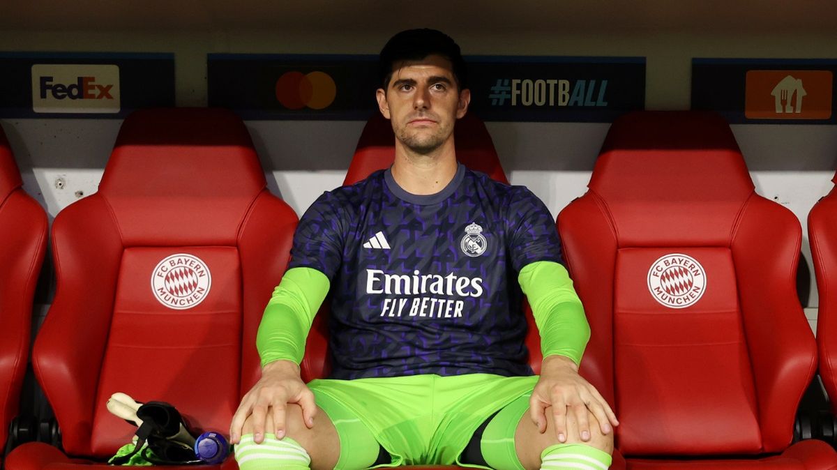 復帰間近のGKクルトワ、EURO2024欠場決定 ベルギー代表監督が説明「“卓球”はしたくない」 | TRILL【トリル】