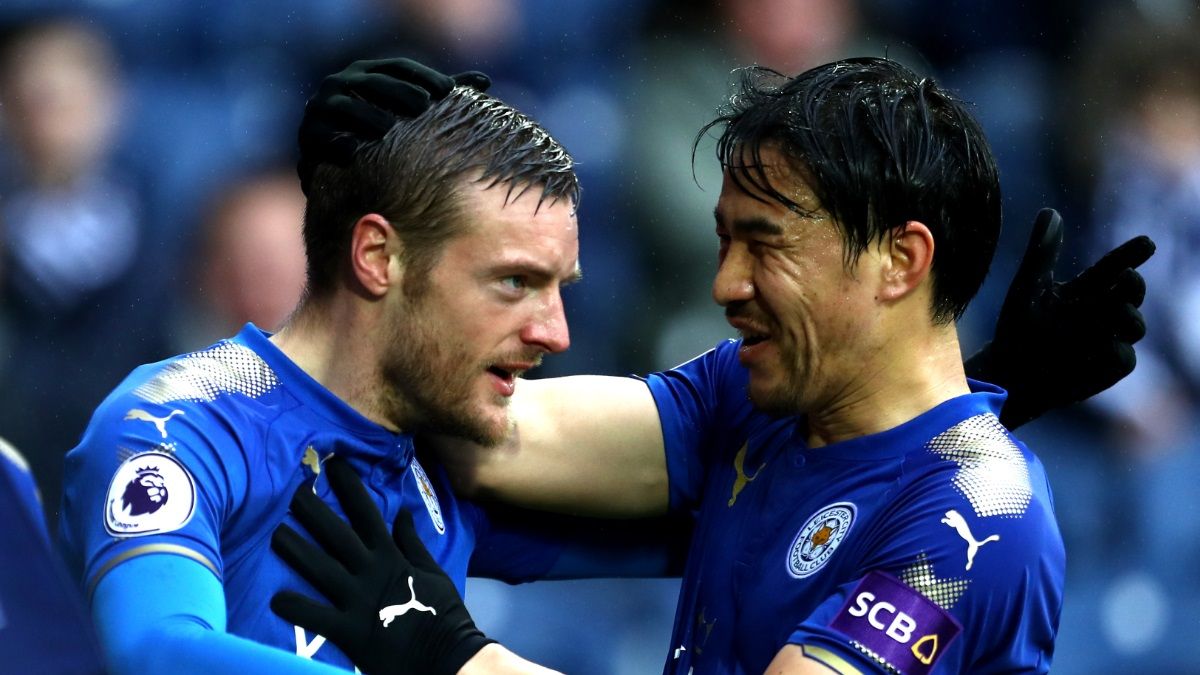 38歳岡崎慎司、37歳になったレスターFWヴァーディと再会！熱いハグが感動的だった | TRILL【トリル】