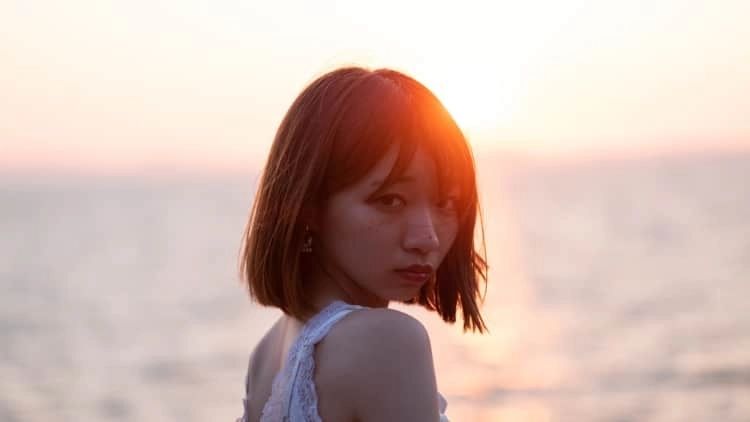 失恋から立ち直る方法【TOP3】納得の第1位とは… | TRILL【トリル】