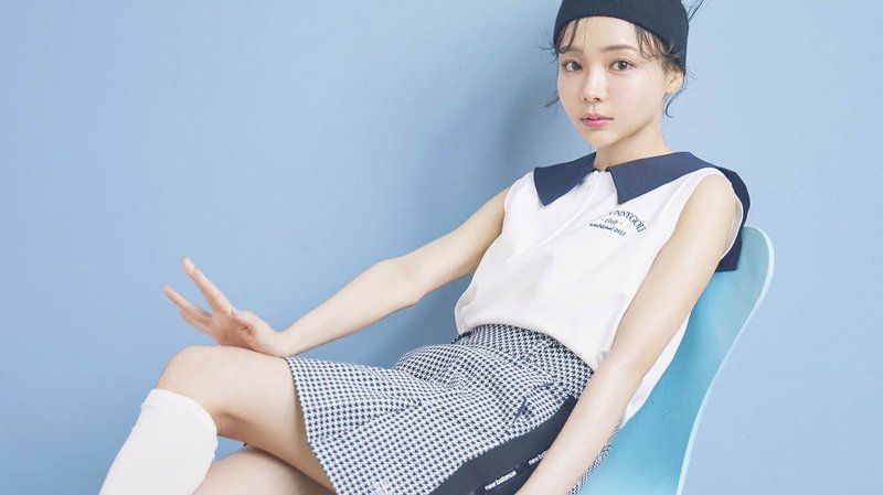 【ar golf】ガーリーすぎないのに可愛く盛れる♡ ウエストがスッキリ見えるプリーツミニであかぬける♡ | TRILL【トリル】