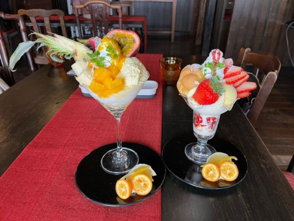 【NewOpen・上通り】これでもかっ！ってくらいのフルーツが乗ったフルーツパフェ「フルーツパーラー10-6」 | TRILL【トリル】