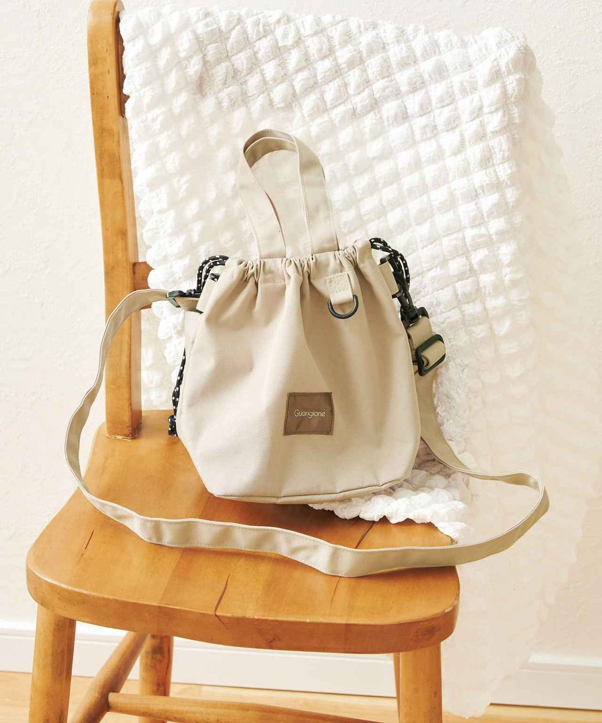 人気アイテムが帰ってきた！【3COINS】完売前にGETして！「再入荷バッグ」 | TRILL【トリル】