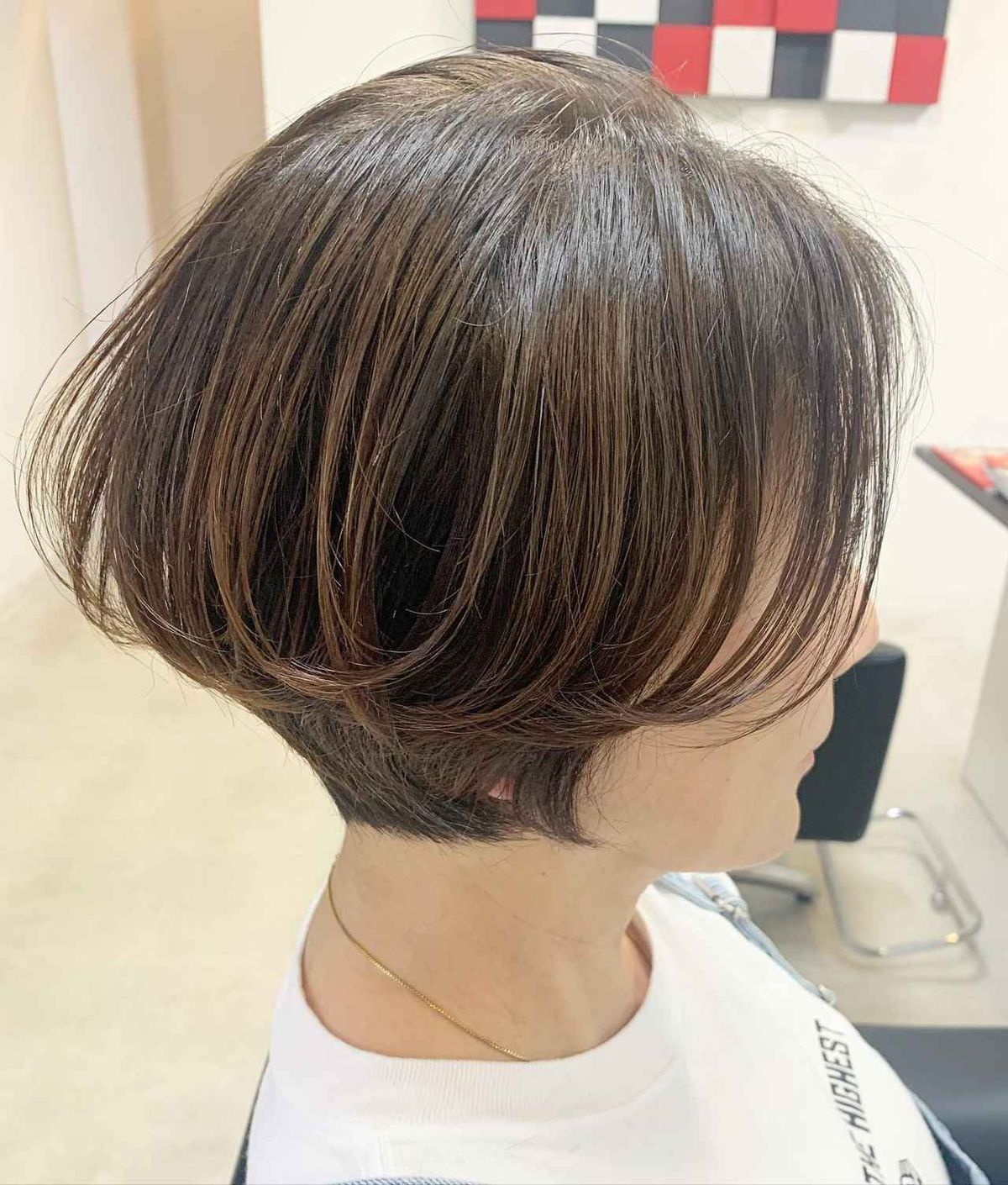 バッサリ切って正解かも！【40・50代】エアリーな「爽やかショート」で好印象が狙える♡ | TRILL【トリル】