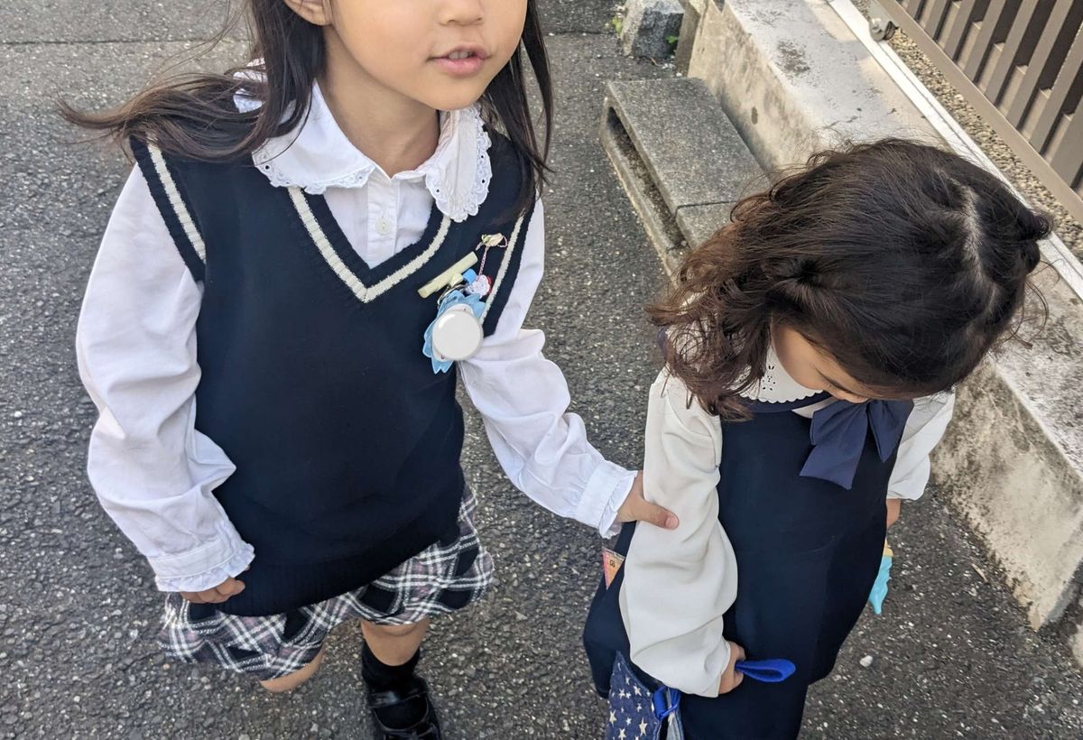 もしものときに子どもを守る！名札に付け加える5つの情報 | TRILL【トリル】