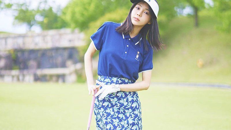 【ar golf】目上の人とのラウンドにオススメ♡ きれいめシャツで作る華奢見えコーデが使えすぎる♡ | TRILL【トリル】