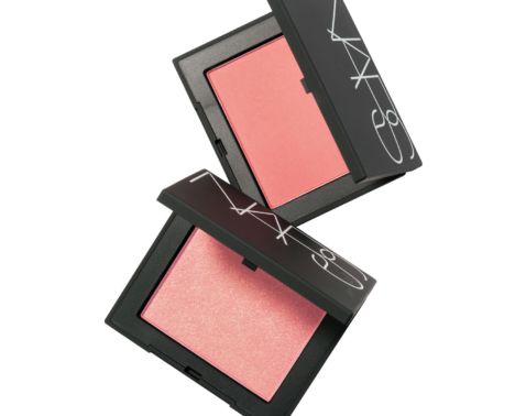 【NARS大人気チーク新作】大人の色っぽさを最大限に引き出す馴染みピンク2種 | TRILL【トリル】