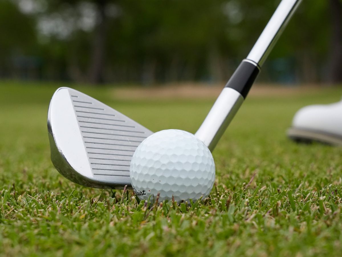 前に転がって進むトップはOK！ “100切り”のメカニズムを解説！ | TRILL【トリル】