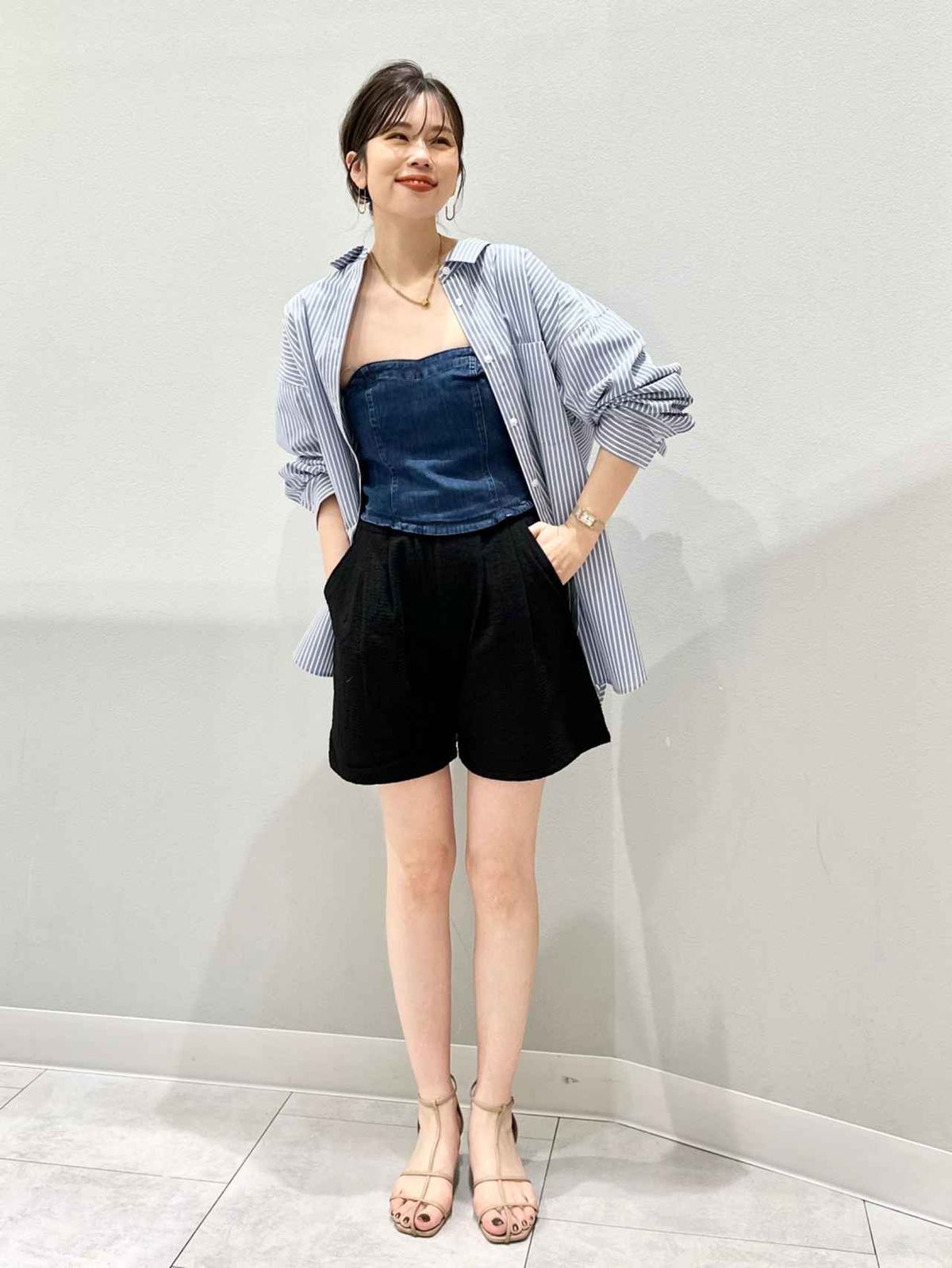 ＜SNSで話題！！＞【GU】真似して全部買っちゃいそう♡「夏っぽトップス」 | TRILL【トリル】