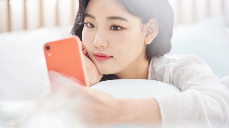 気になる彼と会話が続く！自然な【LINEネタ】3選 | TRILL【トリル】