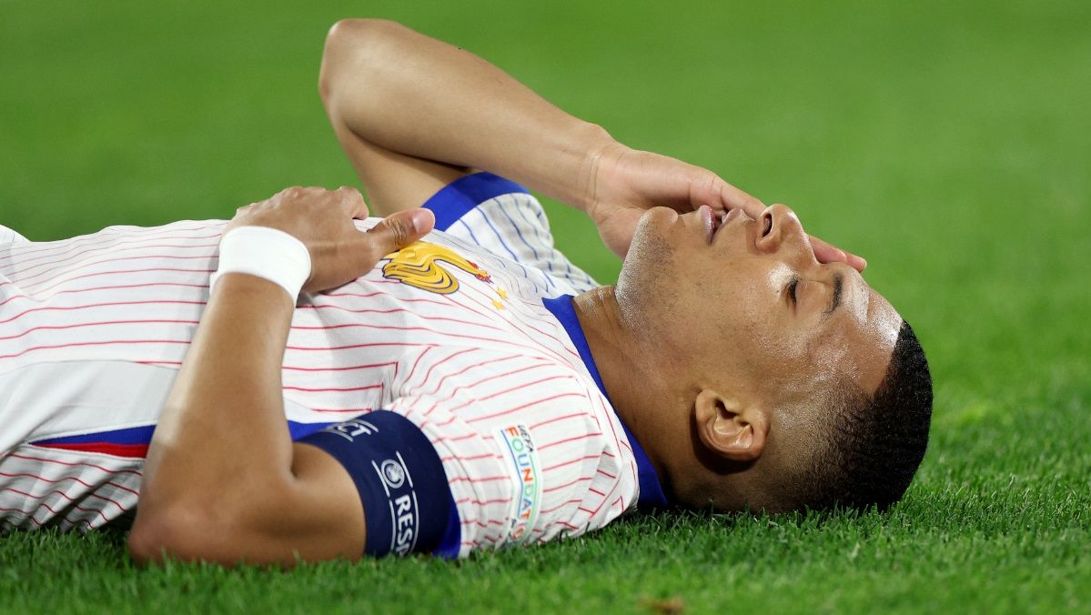 EUROで鼻骨骨折のエムバペ、フランス人FWが“まさかのマスク案”を提案 | TRILL【トリル】