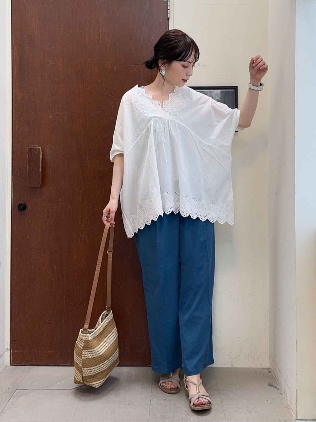 ＜薄着でも体型はカバー！＞【SHOO・LA・RUE】インせず着られる「優秀トップス」 | TRILL【トリル】