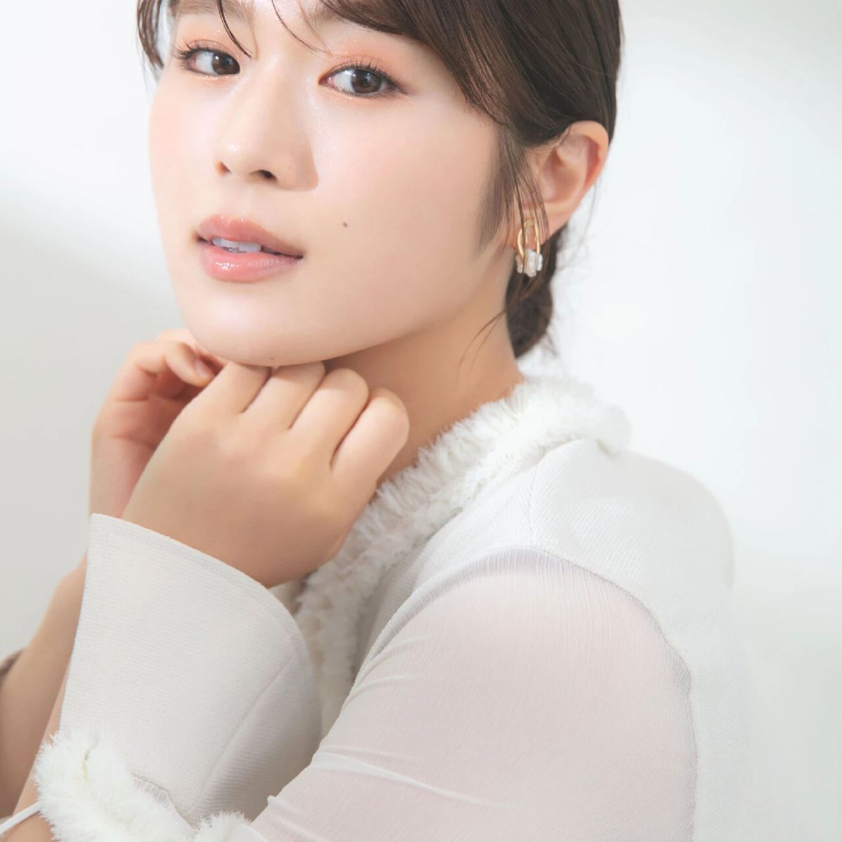 俳優として歩き出した元NMB48 渋谷凪咲さん 多忙な中で編み出した“化粧水二段仕込み”でほめられ肌に | TRILL【トリル】