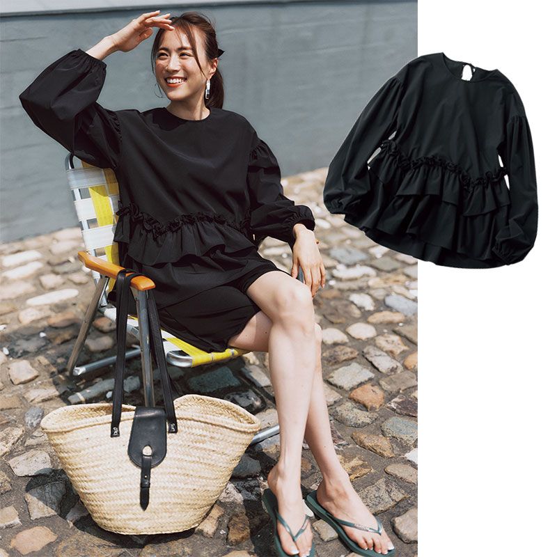 ￥9,900の『UVブラウス』が買い！街でも水辺でも“甘口”が頼れる | TRILL【トリル】