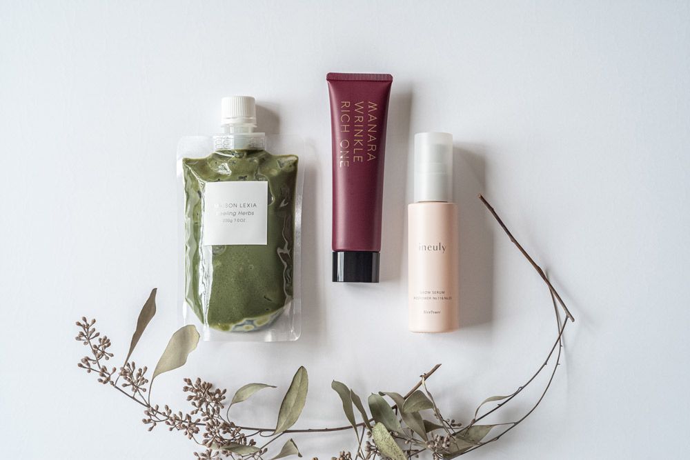 【くすみ対策コスメ3選】夏ぐすみにはこれ！ ヤチヤナギ、アッケシソウ、国産米etc 植物エキスが透明感を格上げ | TRILL【トリル】