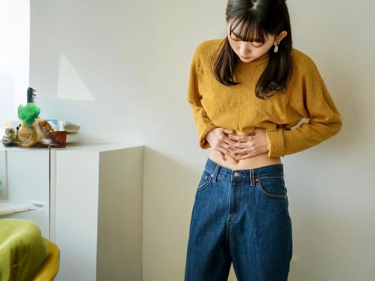 お尻の上下運動だけでOK。1日5回【細見えするお腹＆下半身へ導く】簡単習慣 | TRILL【トリル】