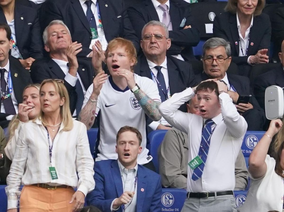 エド・シーランがEURO2024を観戦、試合中に一喜一憂する姿に親近感 | TRILL【トリル】