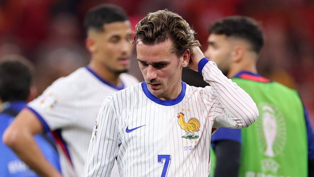 16歳ヤマル、EUROで超ゴール！グリーズマンが凹む 「彼が左利きなのは知っていたが…あれで痛めつけられた」 | TRILL【トリル】