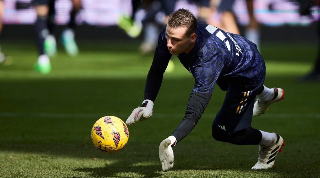 レアル・マドリーGKルニン、愛妻が手伝ってくれるGKトレーニングがこちら | TRILL【トリル】