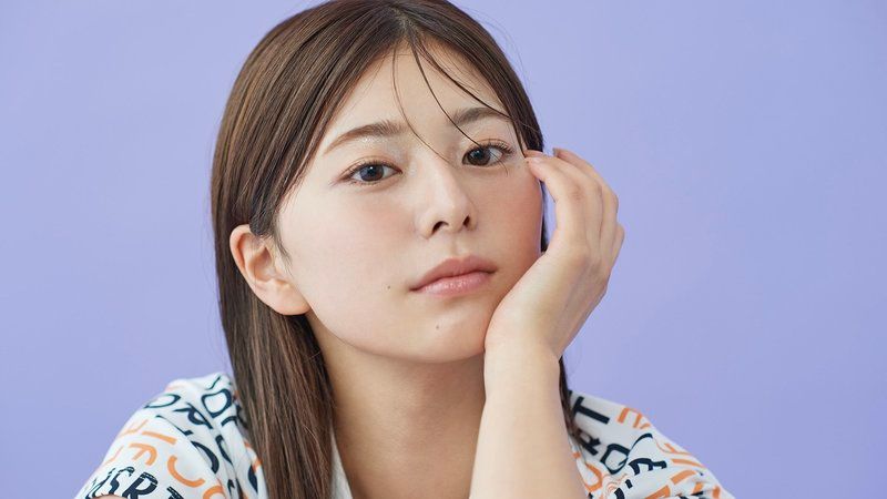 【ar golf】ゴルフデートで圧倒的透明感を引き出すうるつやメイク♡ ムンッとした色気でラウンドで一番輝く存在に♡ | TRILL【トリル】