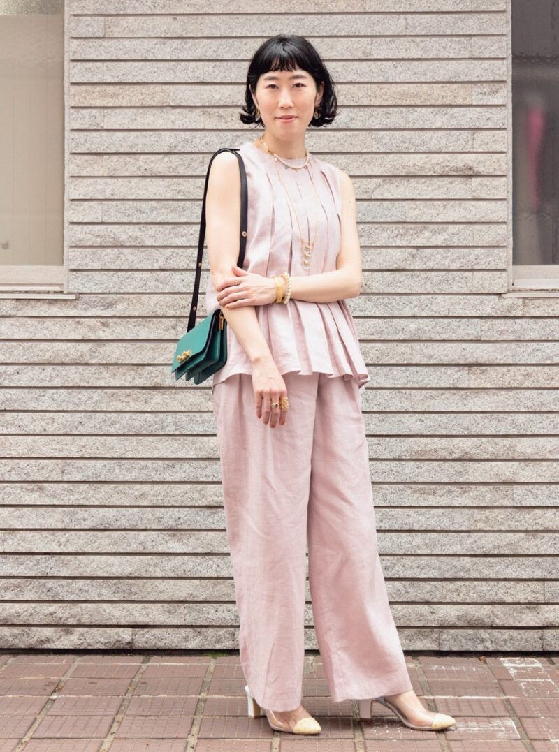 【夏のアクセSNAP】「アデルビジュー」のアクセにピンクのセットアップが華やか！【デザイナー英里・リストリさん】 | TRILL【トリル】