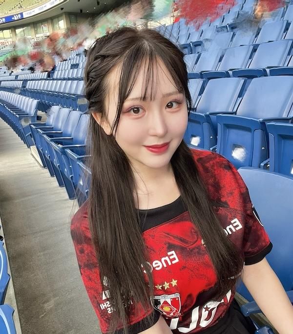 浦和レッズ激推し！新世代女神サポーター女子の観戦とその後 | TRILL【トリル】