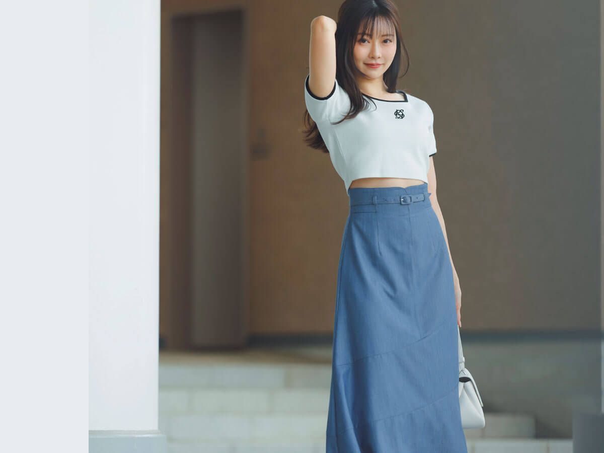 GUなら旬なクロップトTが990円！×ナロースカートで「女っぽスポーティー」を楽しんで♡ | TRILL【トリル】
