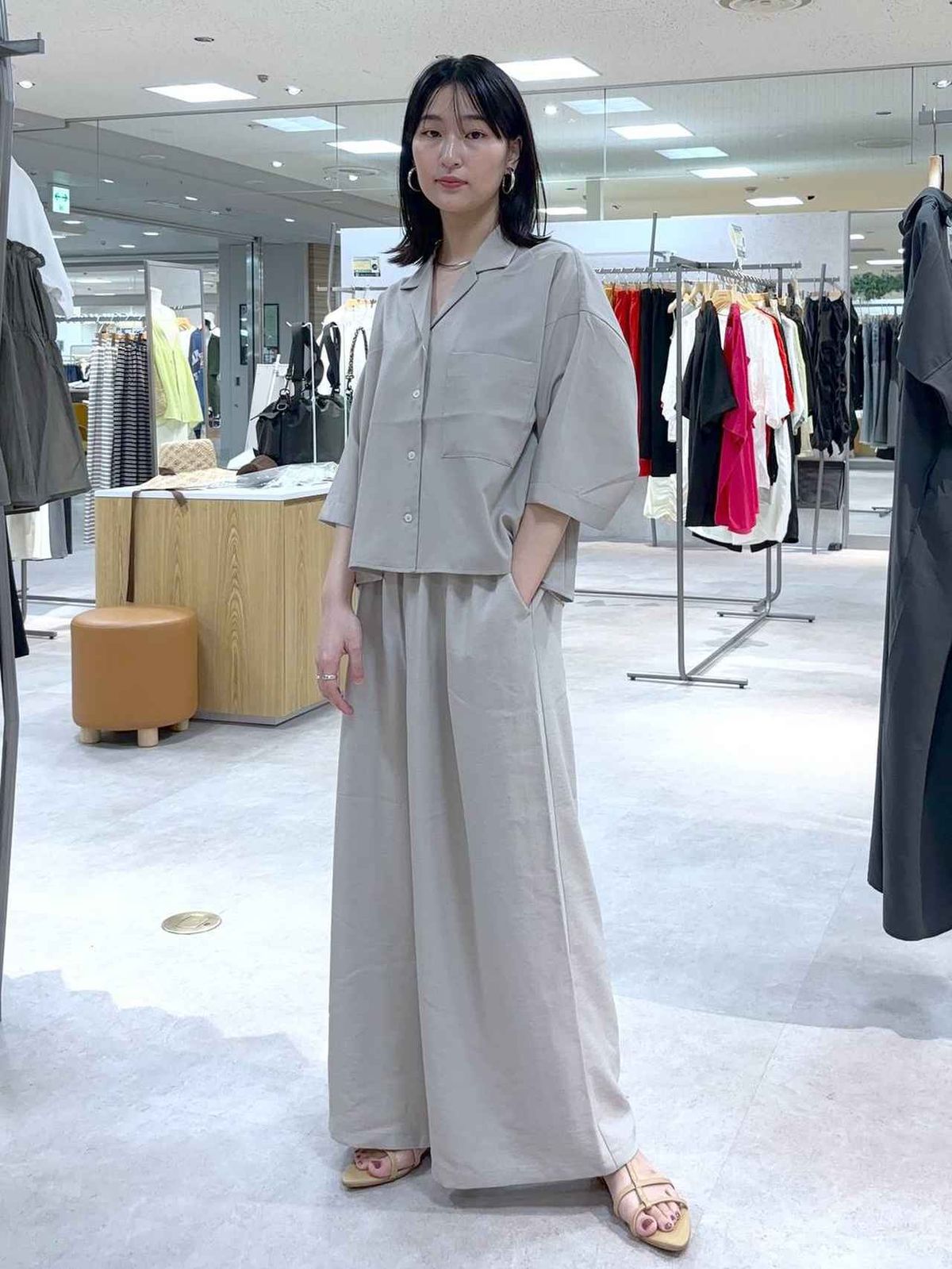 この夏かなり活躍しそう！！【LEPSIM】40・50代にオススメ♡「ゆるワイドパンツ」 | TRILL【トリル】