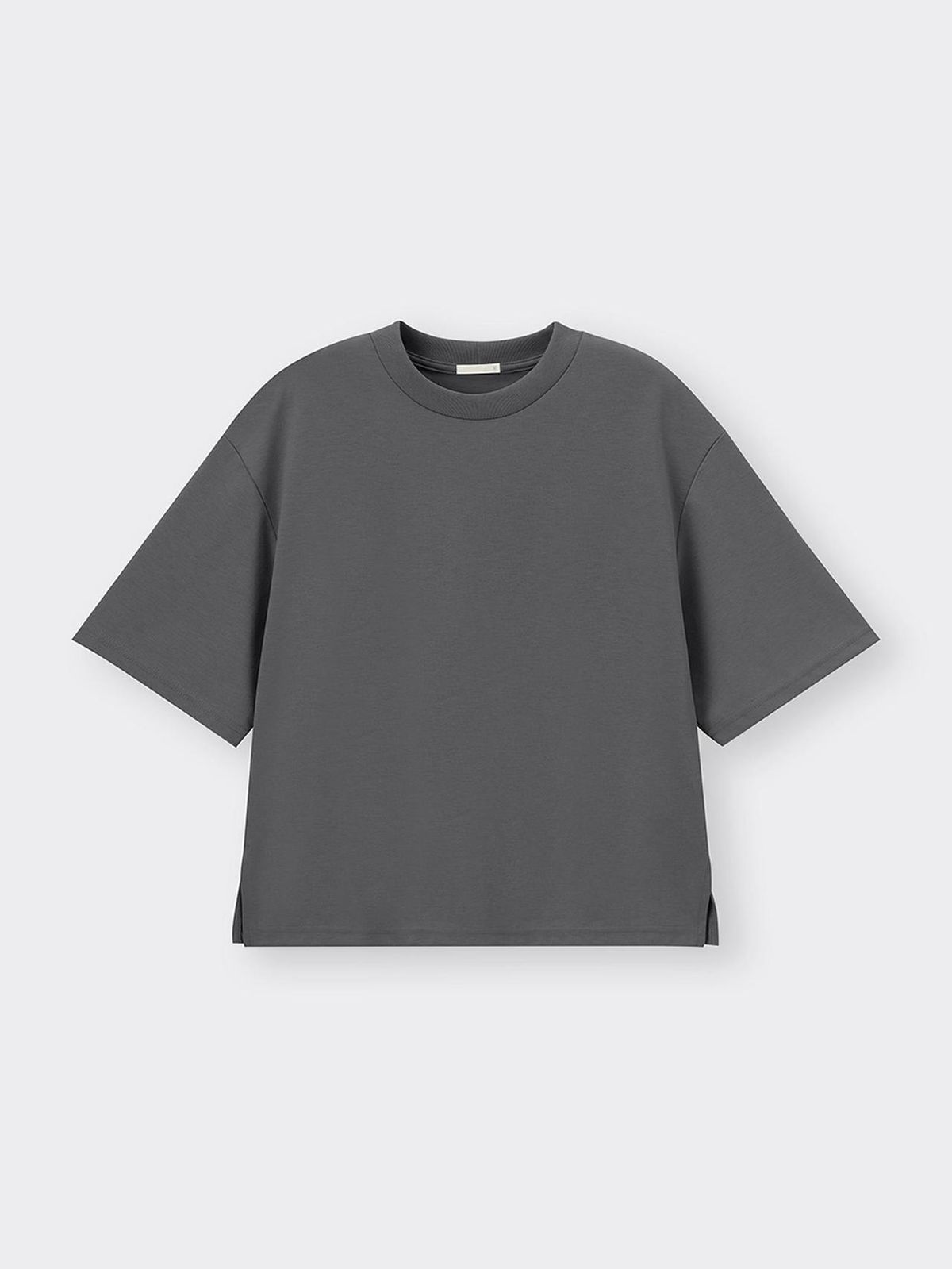 【GU】コスパ最強！「990円Tシャツ」 | TRILL【トリル】