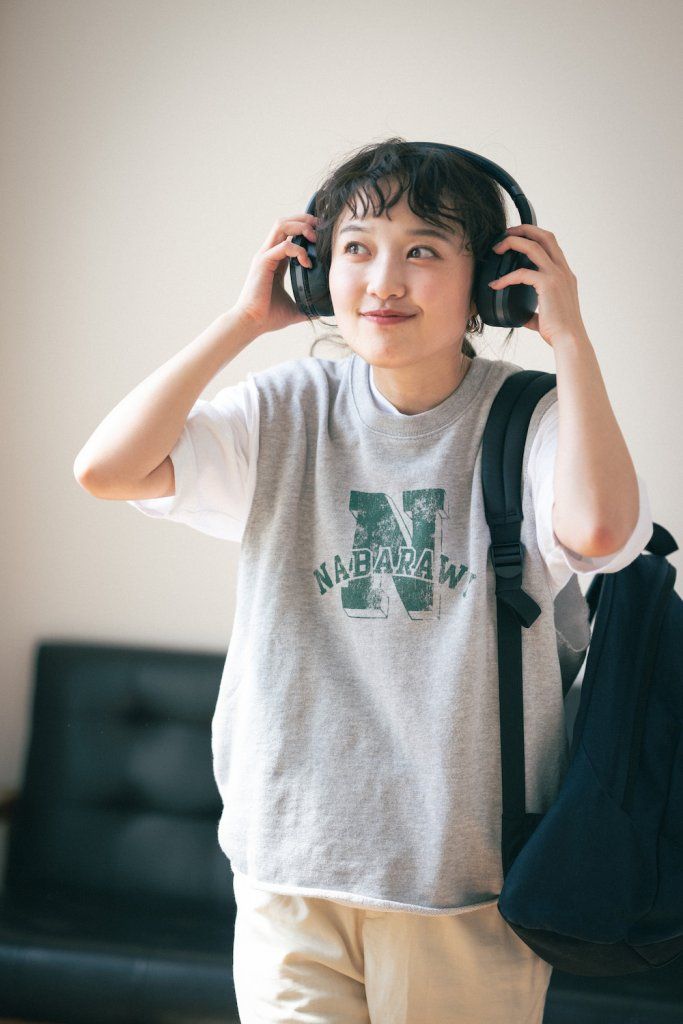 残暑にぴったりな白T着こなし。そろそろ秋に向けてベストの出番！【FUDGE FRIEND おしゃれさんの毎日コーディネート vol.428｜大島花菜】 | TRILL【トリル】