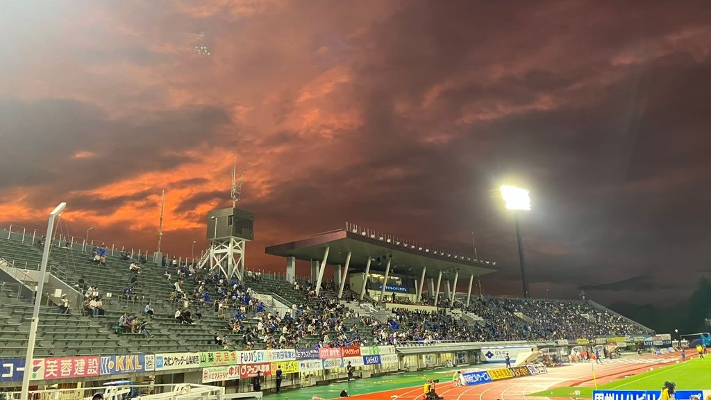 迷走する鹿児島ユナイテッドFCの現状と再建への鍵：J2第29節 甲府vs鹿児島 | TRILL【トリル】