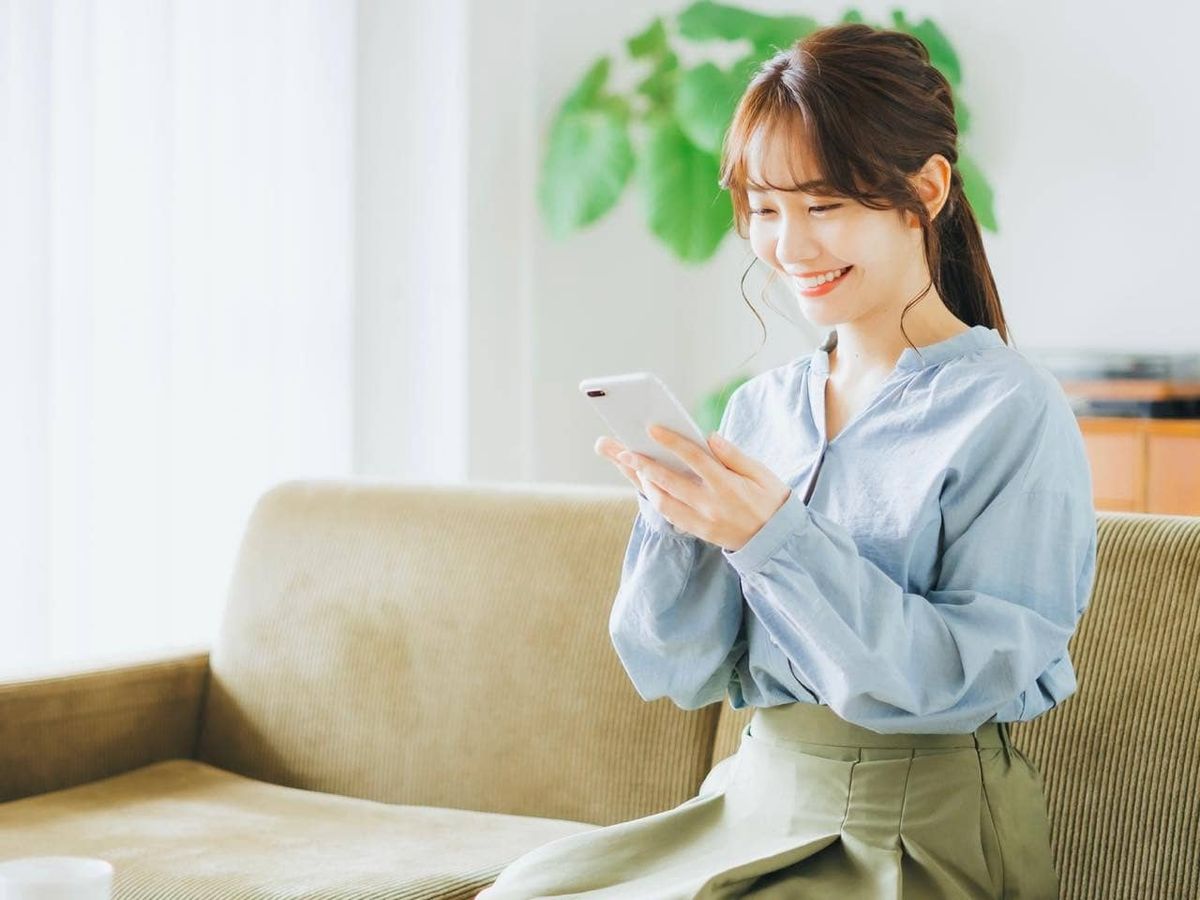 変に駆け引きしないことが鍵。好きな男性と距離を縮める「LINEテク」 | TRILL【トリル】