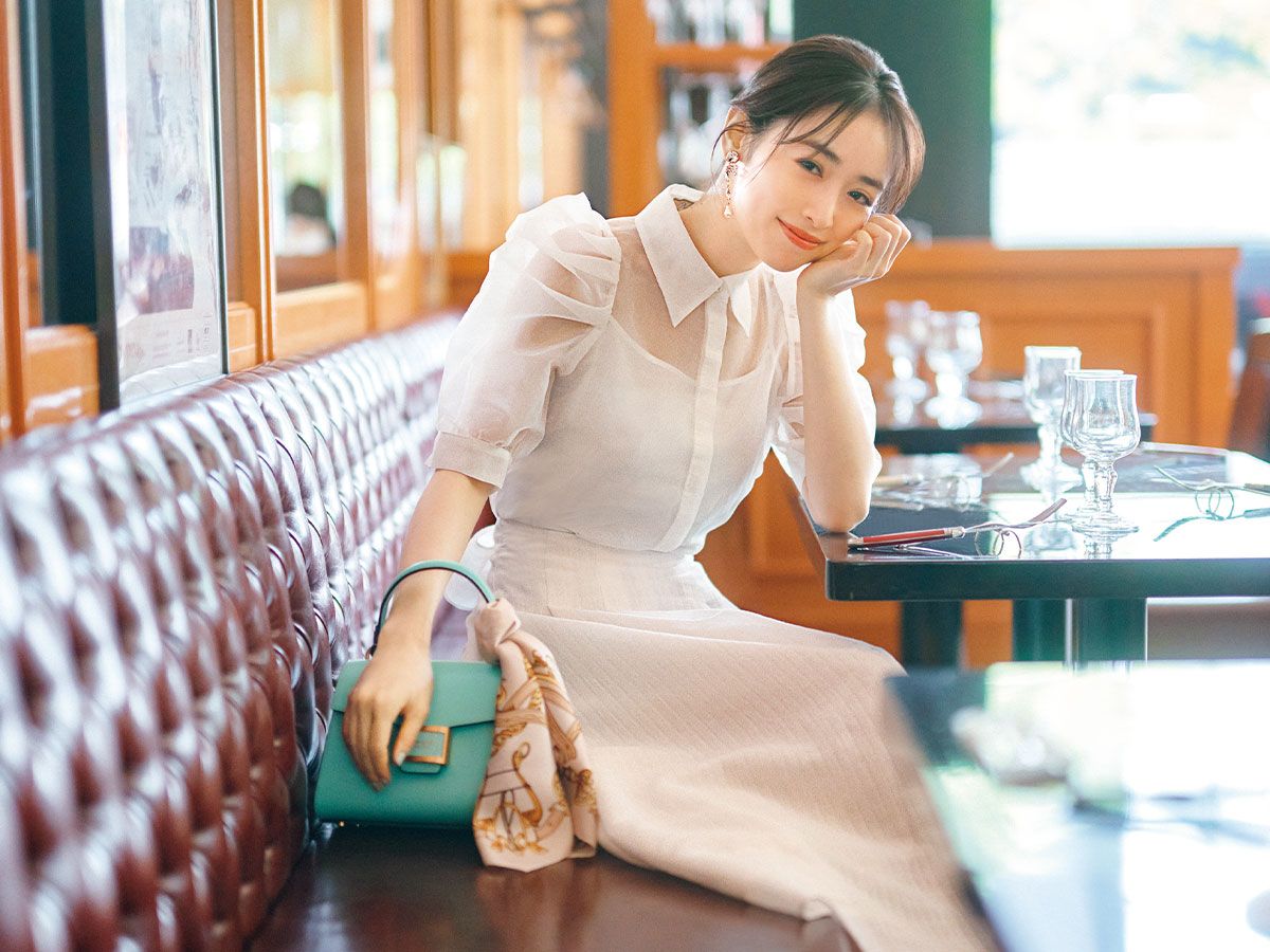 大人の肌見せコーデは〝ほんのり透け感〟を意識して♡〈9/14のコーデ〉 | TRILL【トリル】