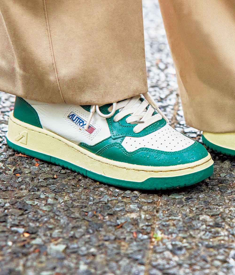 STORY人気ママスタイリスト2人の【スニーカー＆ローファー】私服コーデ！ | TRILL【トリル】