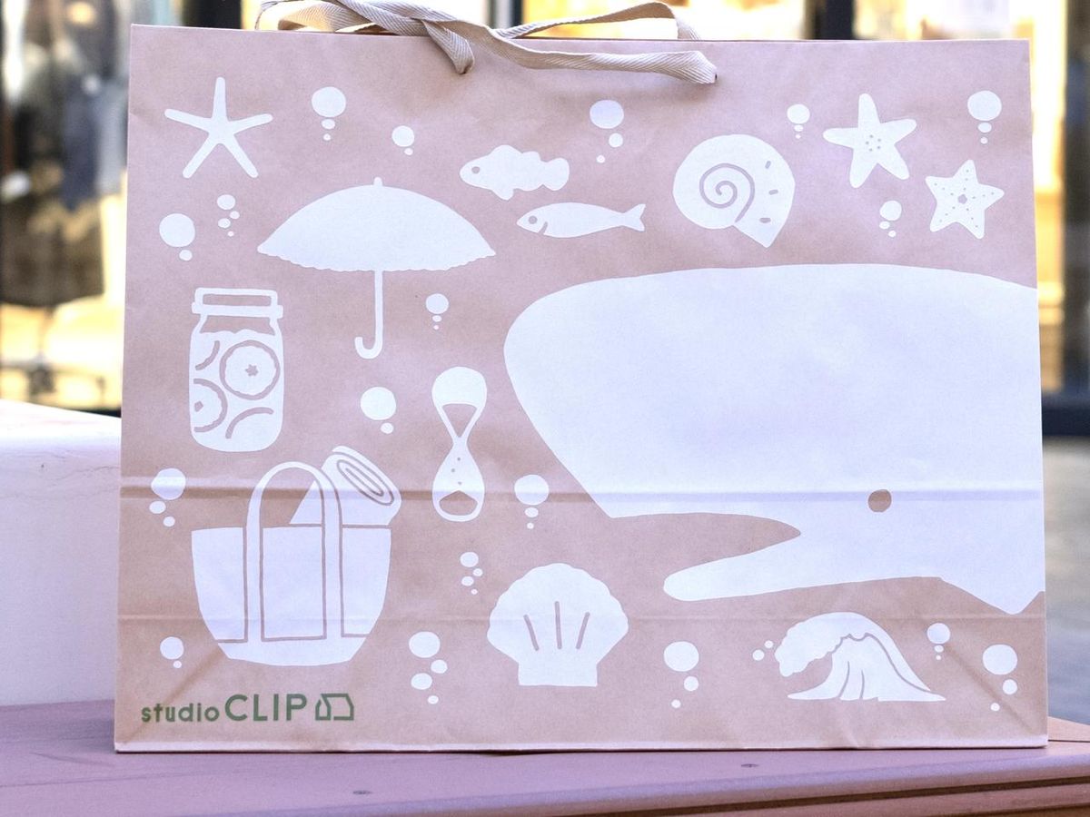 40代・50代に似合うナチュラルさ♡【studioCLIP】1枚で垢抜ける！「映えブラウス」 | TRILL【トリル】