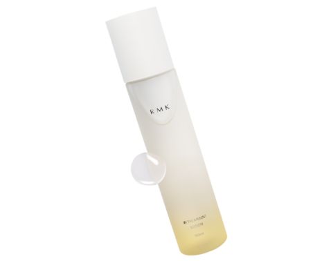 【RMK新作】肌がここまでふっくら…オイルケアローションの保湿力がスゴすぎる | TRILL【トリル】