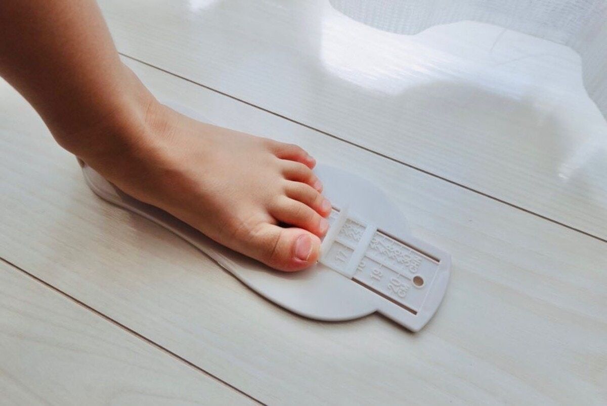 【100均】フットメジャー知ってる？通販派ママが見つけた便利商品 | TRILL【トリル】