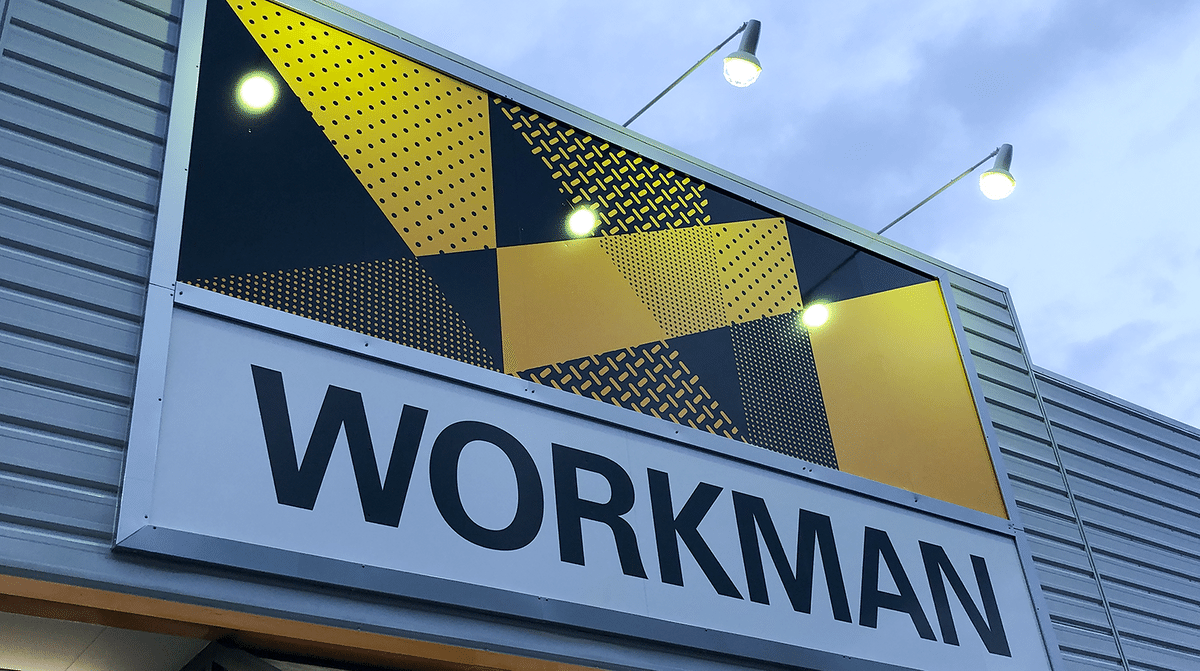 【ワークマン】の“1990円ジャケット”がコスパも機能も最強すぎる…！あまりの優秀さに「お気に入り」「イロチで3着」の声も！ | TRILL【トリル】