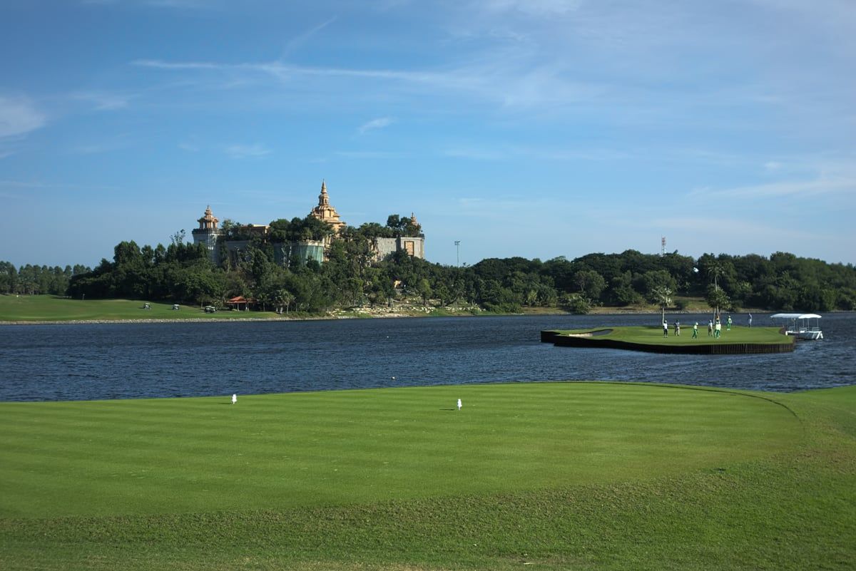 海外でゴルフしたいけど、おすすめの国や気を付けるポイントは？ | TRILL【トリル】