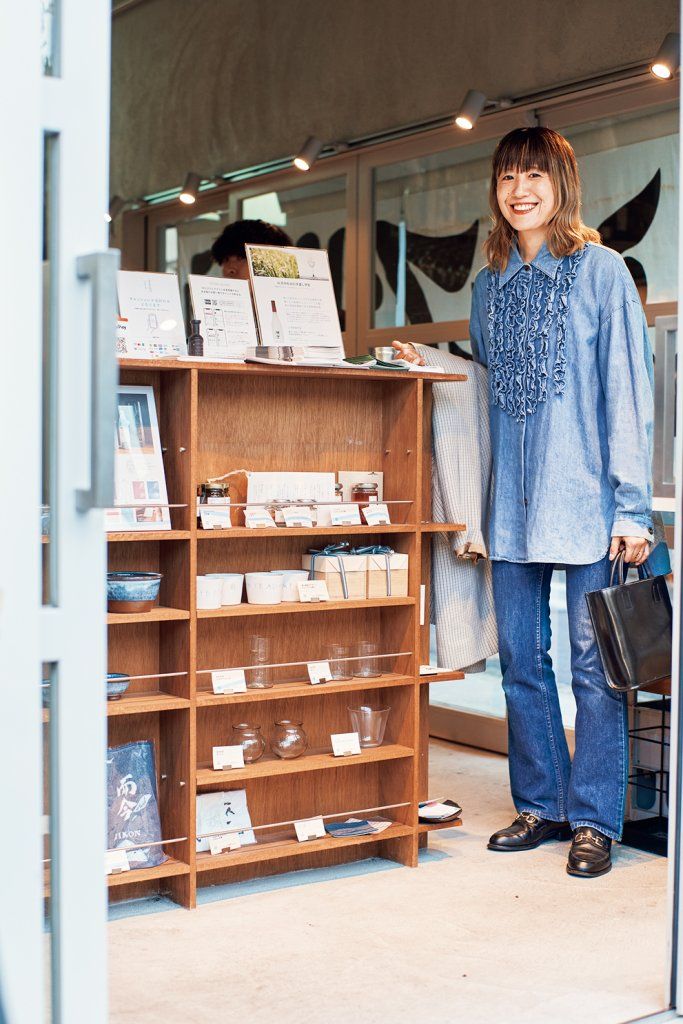 デニムセットアップコーデを私らしく！おしゃれな着こなし決定版【目利きが集うお店でスナップ】 | TRILL【トリル】