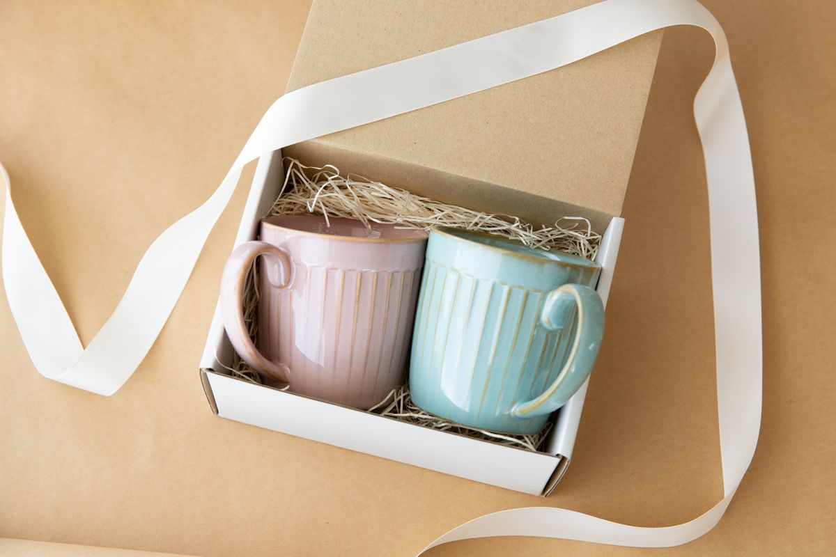 贈り物に『白いタオル』はNG？！ 知らなきゃ恥をかく【結婚祝いのNGマナー】とは？！ | TRILL【トリル】