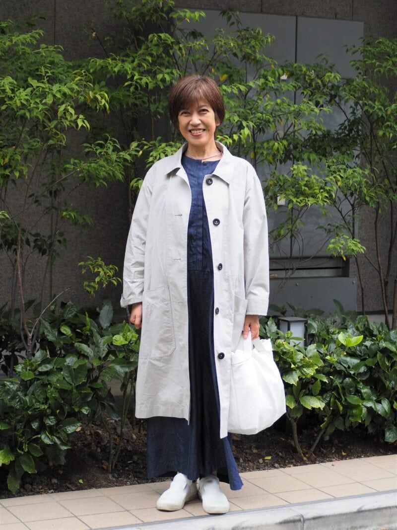 【スナップ】軽やかコーデの決め手は「ズッカ」のバッグ＆スニーカー | TRILL【トリル】