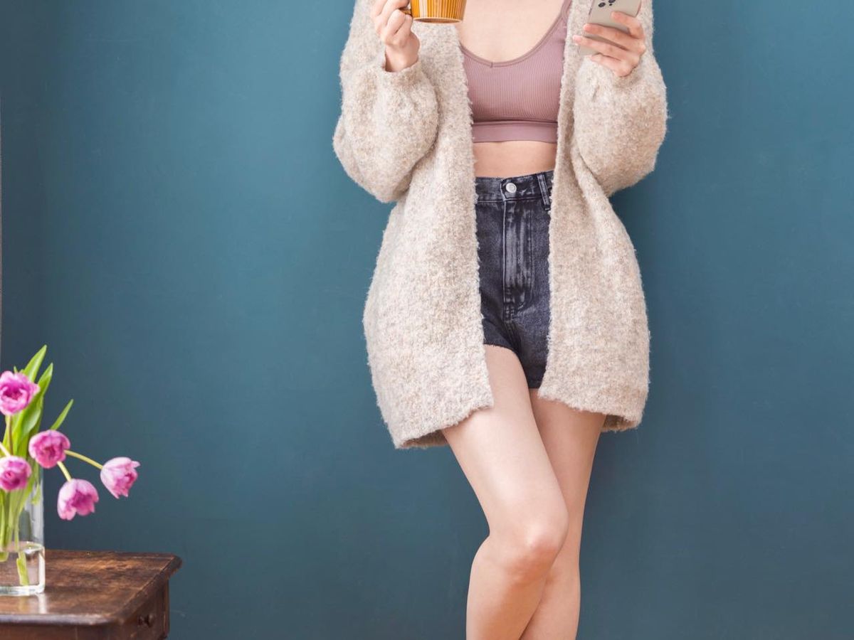 呼吸との連動が効果UPの鍵。1日3セット【お腹＆下半身の引き締めが一気に叶う】簡単習慣 | TRILL【トリル】