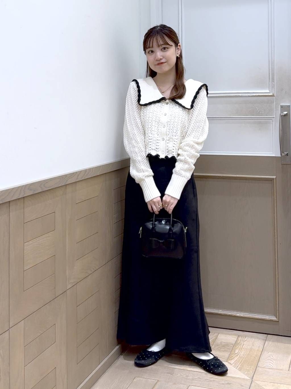 【ローリーズファーム】女っぽかわいい「モノトーンコーデ」 | TRILL【トリル】