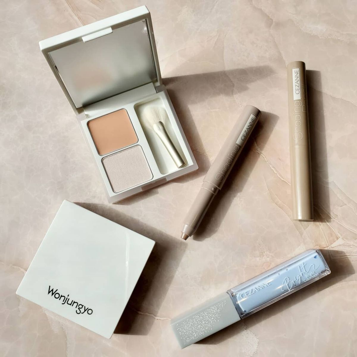 立体感マシマシでメイク上級者。「カラーコントロールコスメ」の正しい使い方 | TRILL【トリル】