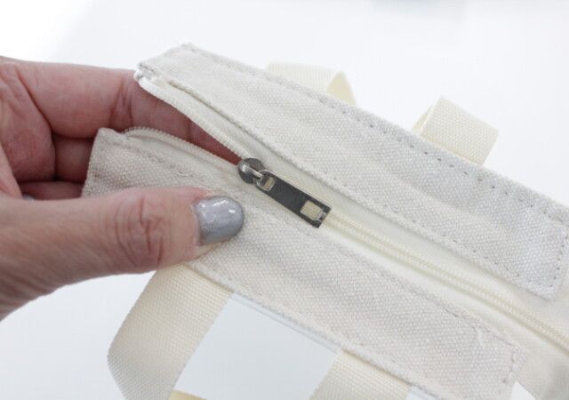 キャンドゥさんありがとう♡ずっとこういうのが欲しかった！300円のミニバッグ | TRILL【トリル】