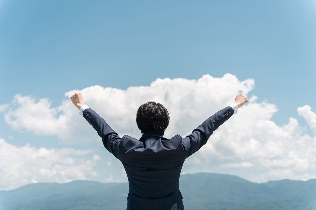 仕事がうまくいかない人必見！占い師が厳選した“仕事運UPにおすすめの神社”5選 | TRILL【トリル】