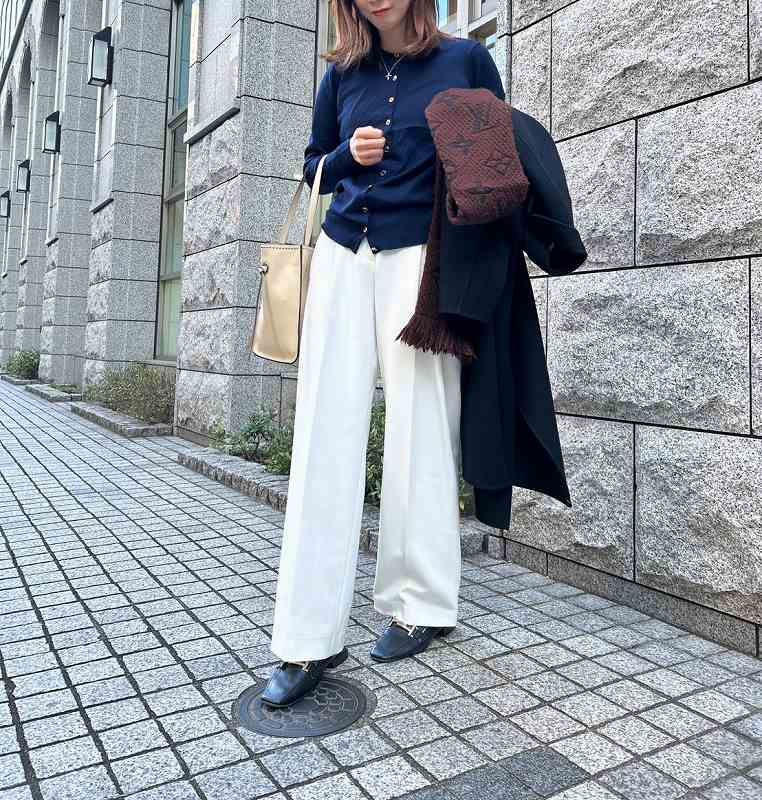 【40代のユニクロ】STORYスタッフや読者がリアルに「2色買い」した優秀パンツって？〈コーデ10選〉 | TRILL【トリル】